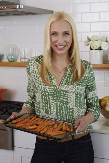 Nikki Dinki | Authors | Macmillan