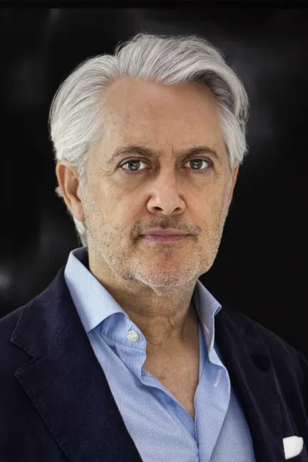 Douglas Smith | Authors | Macmillan