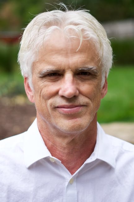 Daniel Lowe | Authors | Macmillan