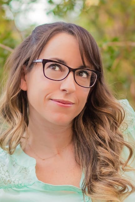 Jennifer Gray Olson | Authors | Macmillan