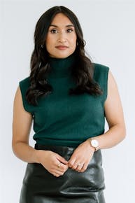 Sarah Chapelle | Authors | Macmillan