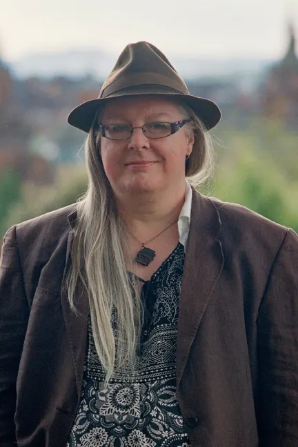Elaine Gallagher | Authors | Macmillan