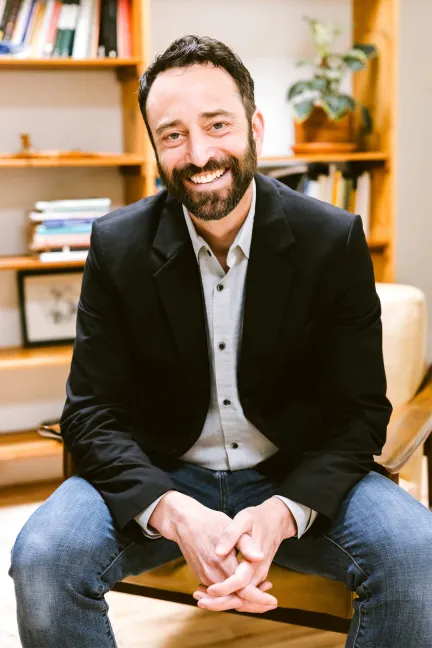 Josh Davis | Authors | Macmillan