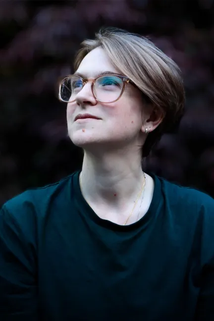 Emma Hinds | Authors | Macmillan