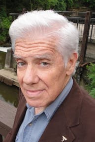 Les Roberts | Authors | Macmillan