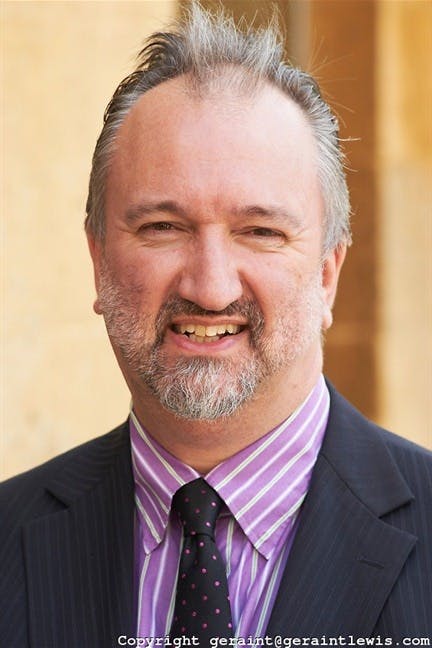 Steven Parissien | Authors | Macmillan