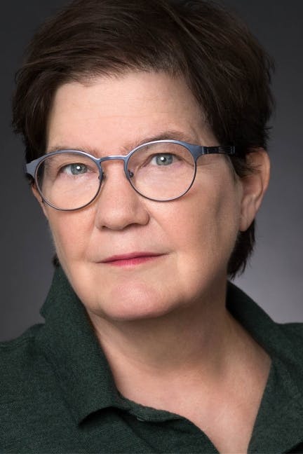 Ellen Klages | Authors | Macmillan