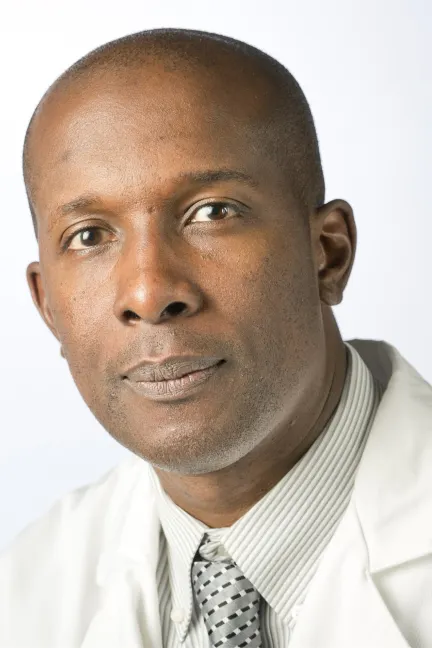Damon Tweedy M.D. | Authors | Macmillan
